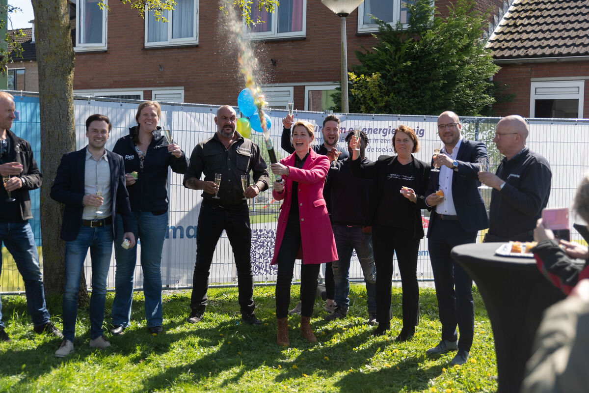 Feestelijke start van duurzame en biobased renovatie van ...